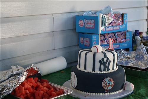 Gavin's 1st Birthday - Yankee Baseball Theme w PICS!